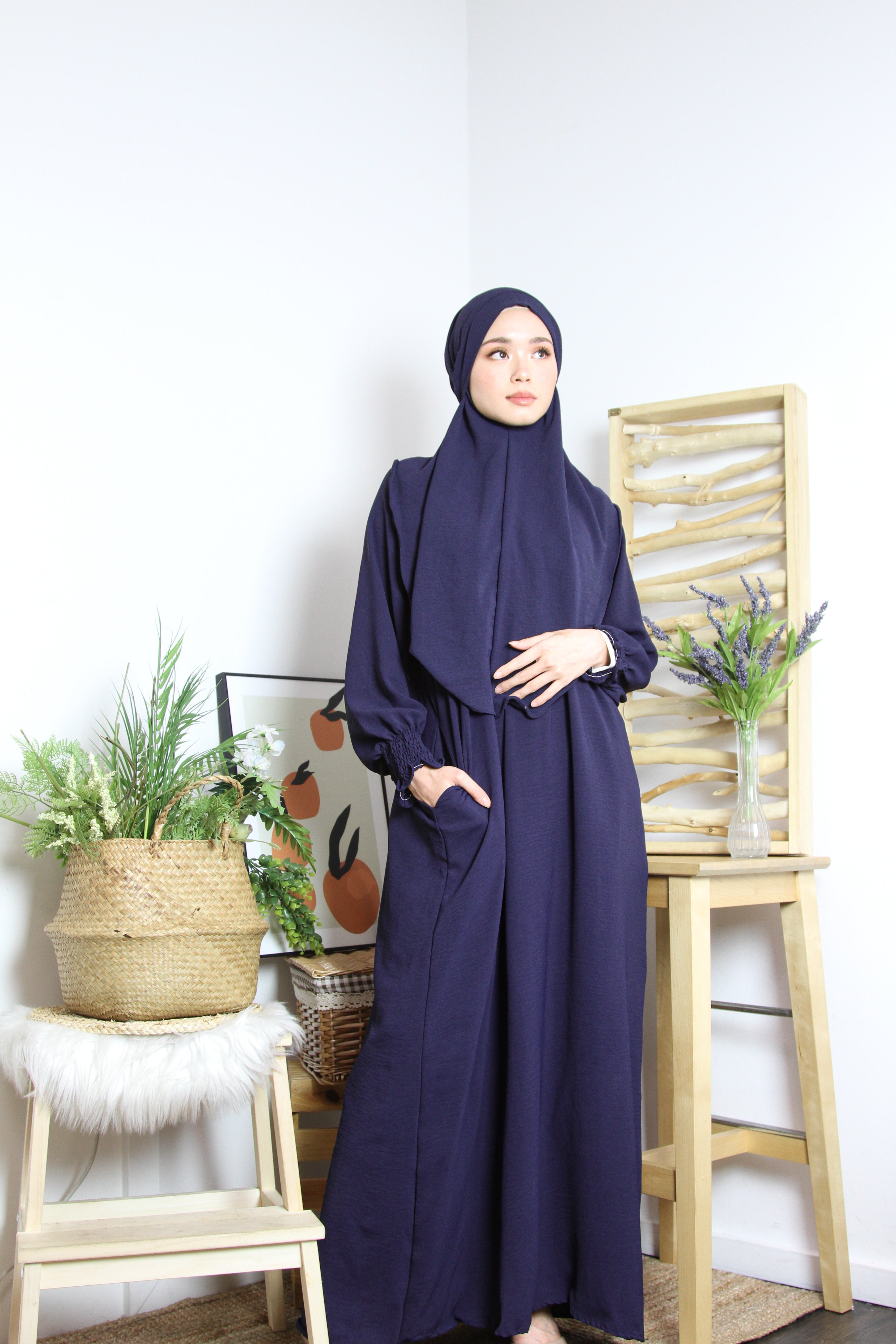 HAMRA Hijab + Dress Umrah Set – Deen Dunya Pte Ltd